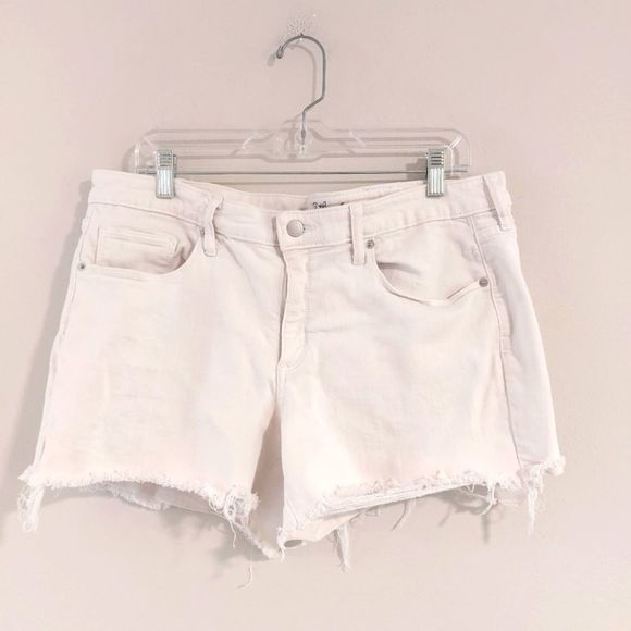 Universal Thread | Shorts | Universal Thread White Frayed Jean Shorts ...